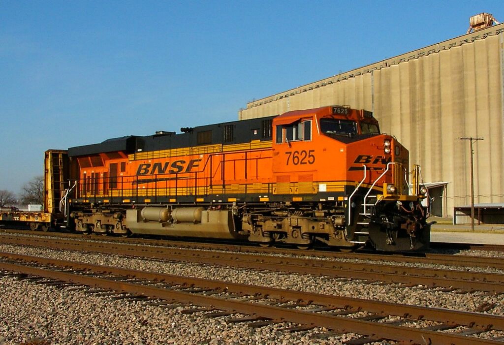 BNSF 7625